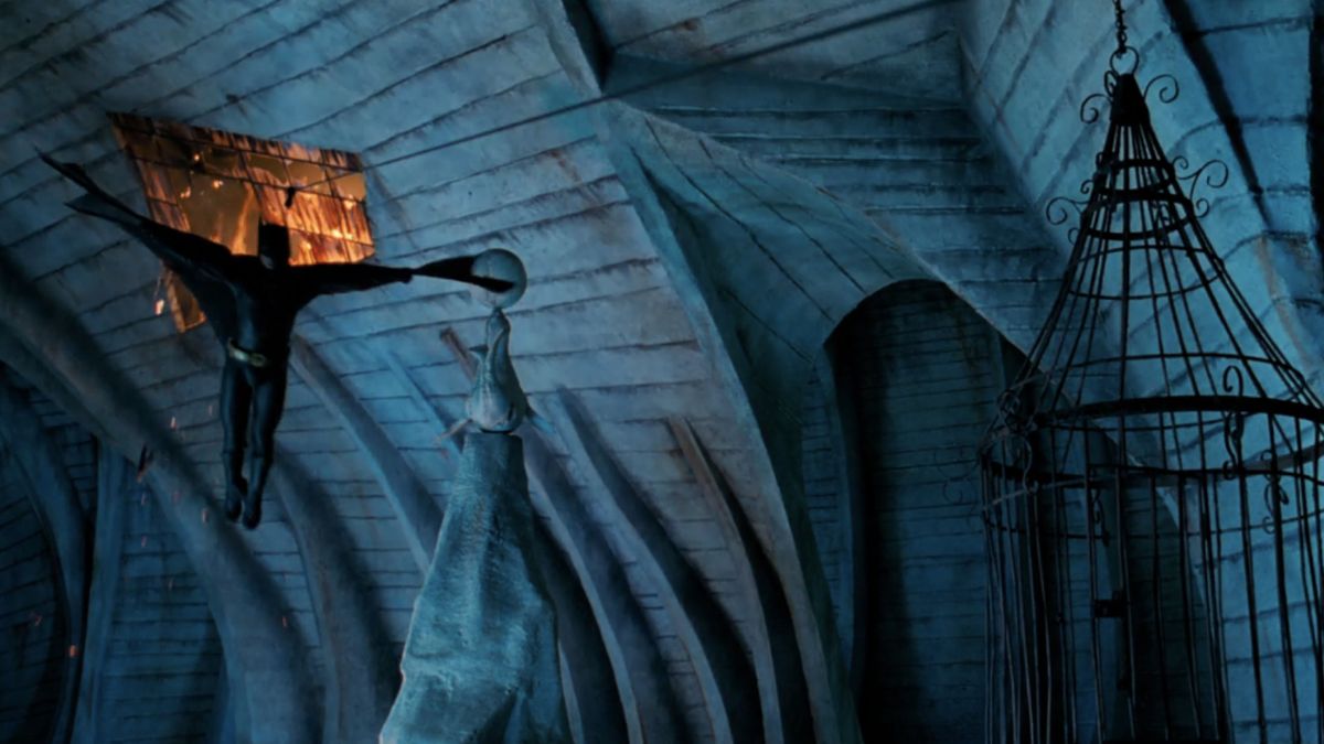 7 Epic Batman Entrances In A Batman Movie | Cinemablend