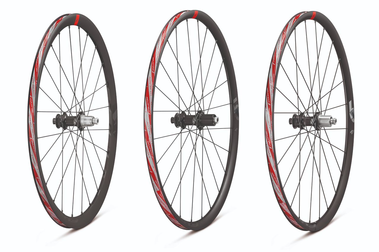 Fulcrum updates alloy wheel range with wider rims, tubeless ...