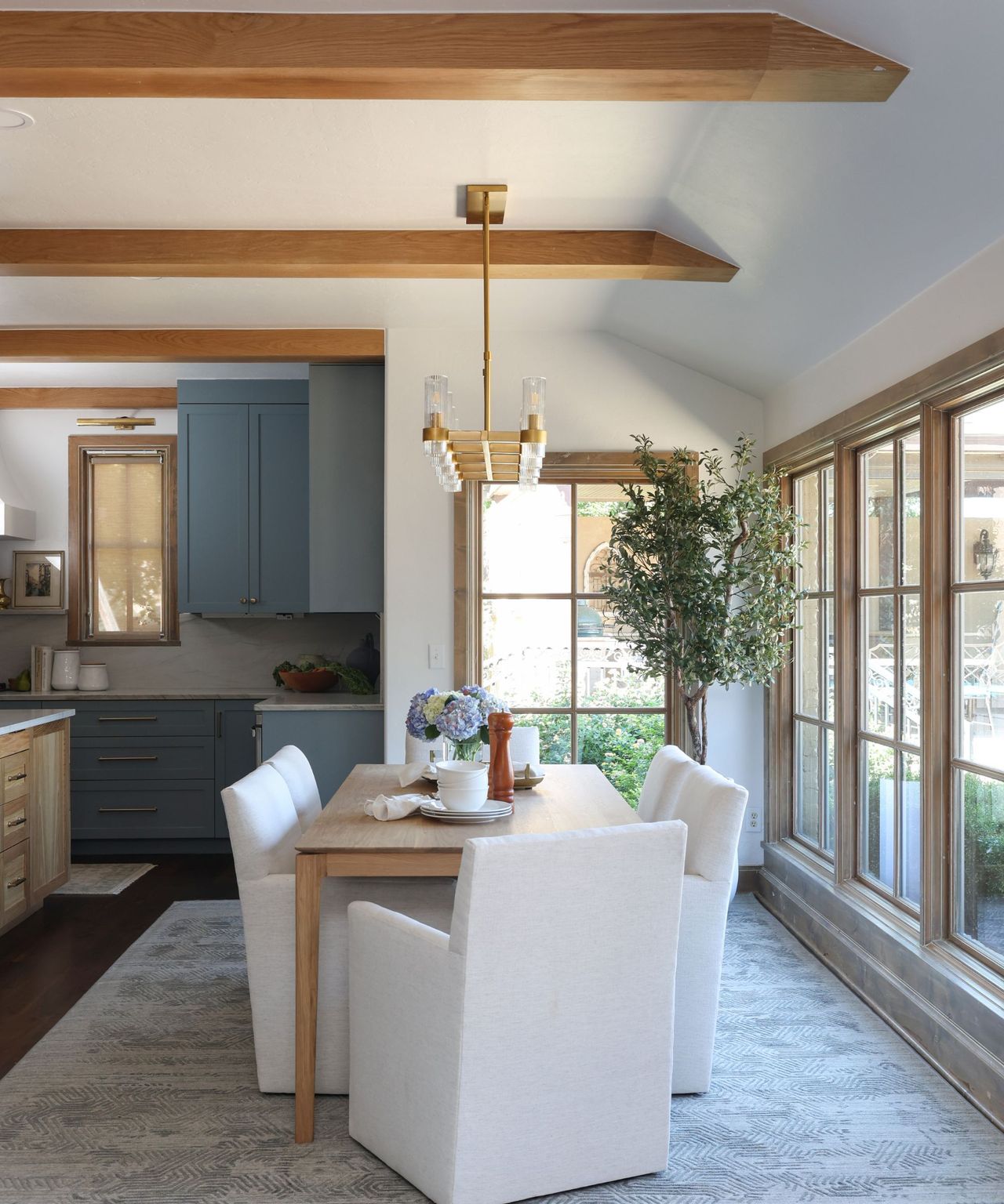 Take the tour of a colorful, nature-inspired Oklahoma home | Homes and ...