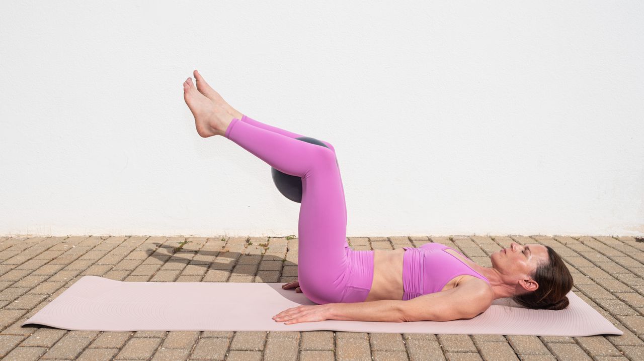 A Pilates instructor says these three exercises will strengthen your ...
