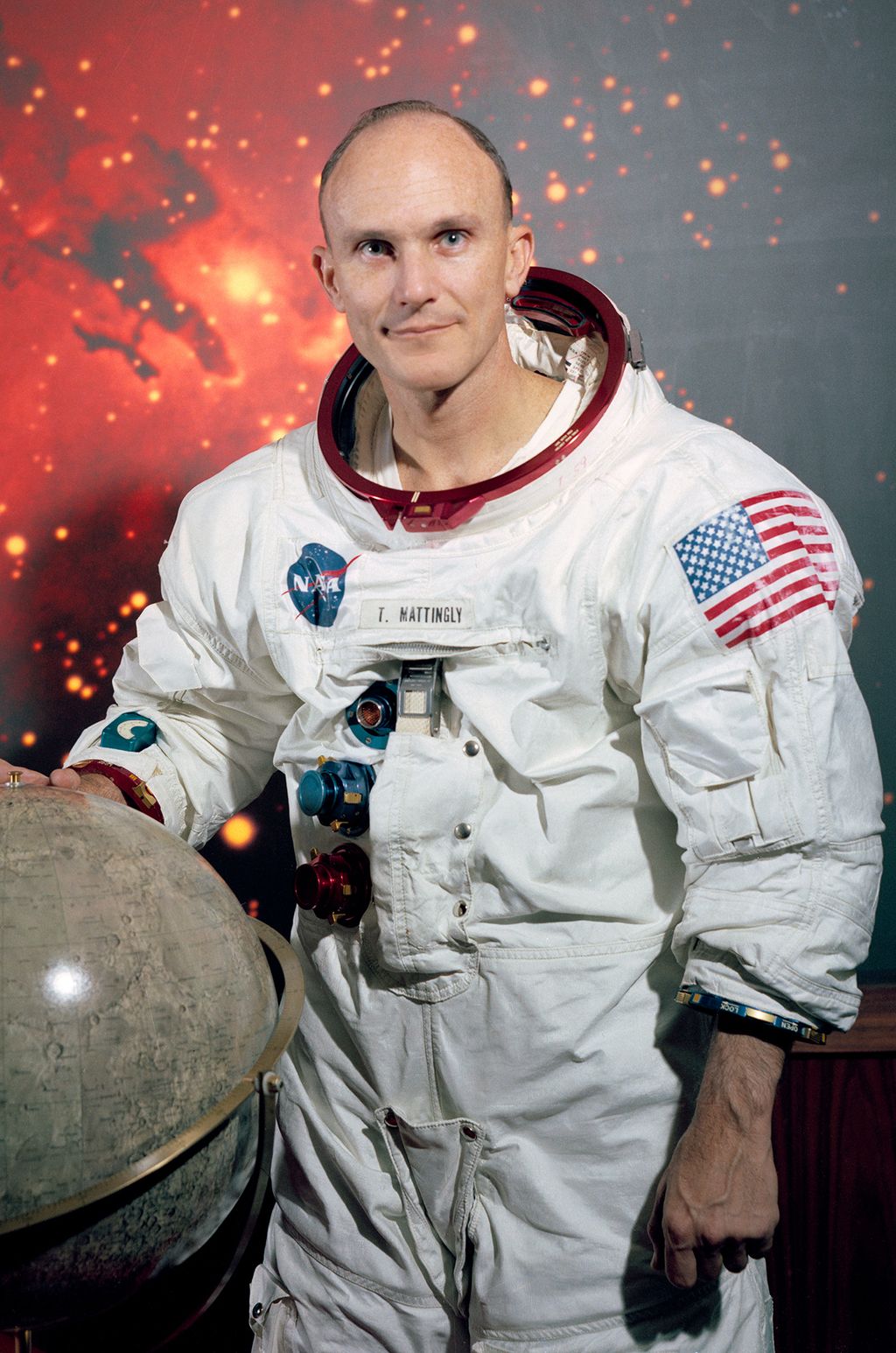 Astronaut Ken Mattingly, who launched to the moon on Apollo 16, dies at ...