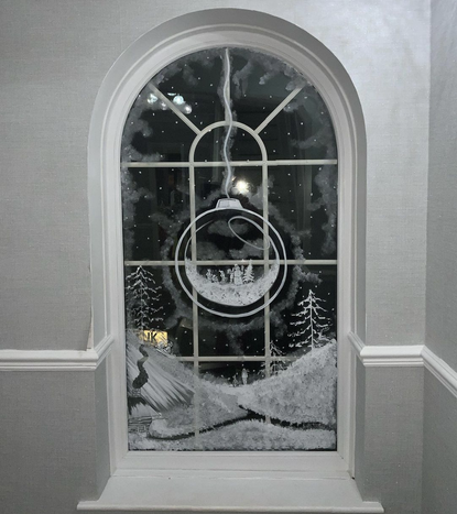 Window painting ideas for Christmas to make you feel festive | Livingetc