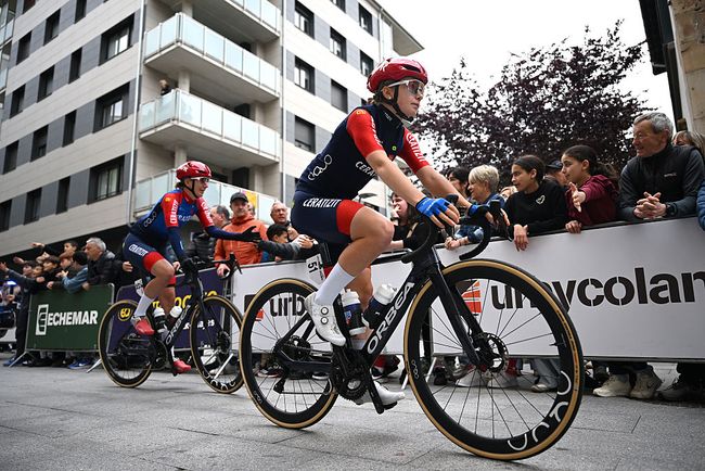 Tour of Britain stage winner Mara Roldan fractures femur in crash on ...