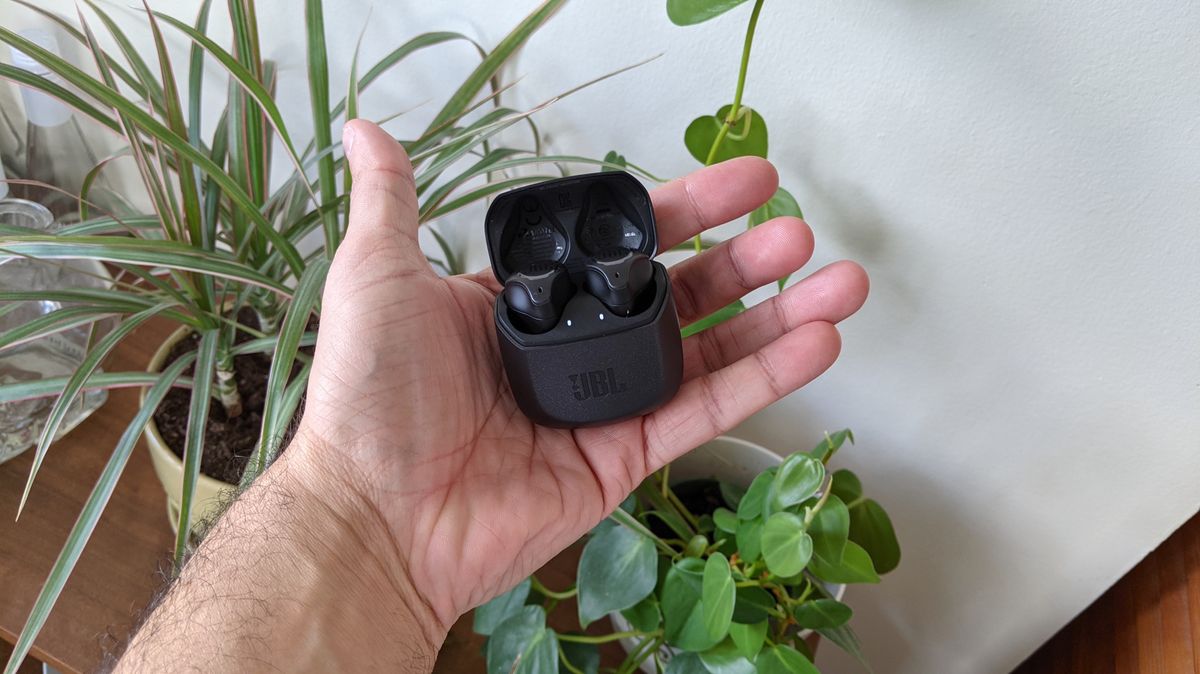 JBL Club Pro Plus review | Tom's Guide