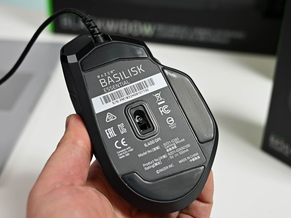 Razer Basilisk Essential review: The new king of $50 gaming mice ...