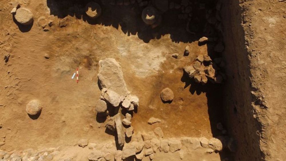Mysterious white, powdery substance found inside 3,000-year-old ruins ...