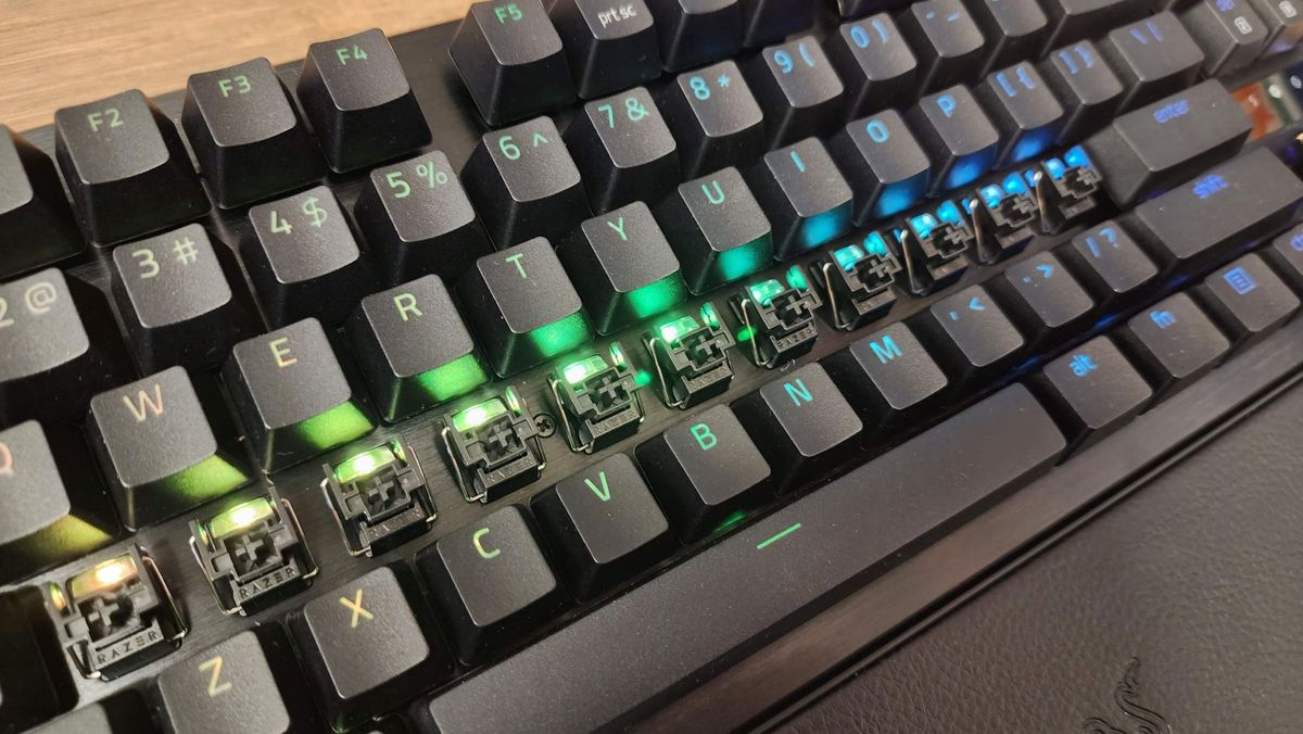 Razer Huntsman V3 Pro TKL Review: Watch Out, Wooting | Tom's Hardware