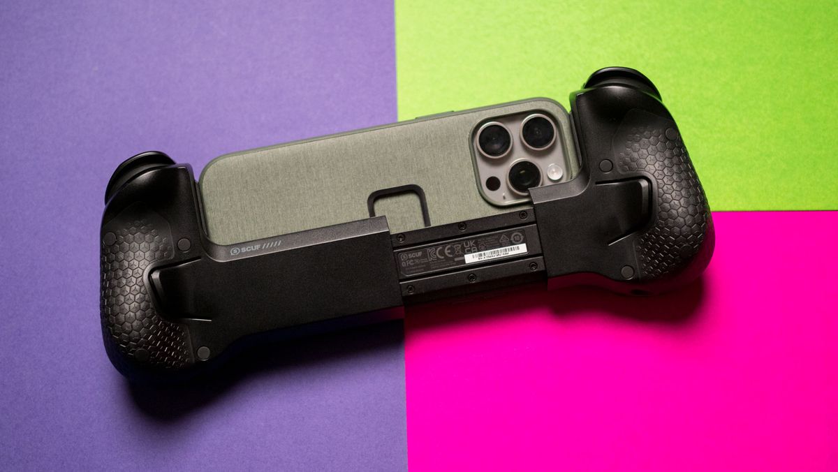 Scuf Nomad review: A terrific mobile gaming controller — with one ...