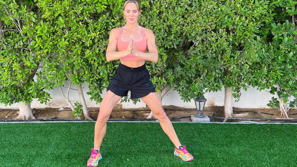 6 equipment free exercises for sculpting muscle over the holidays ...