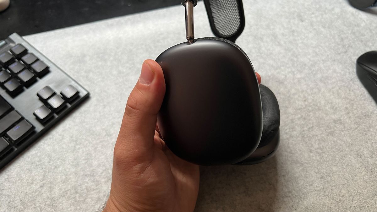 Apple AirPods Max review | Live Science