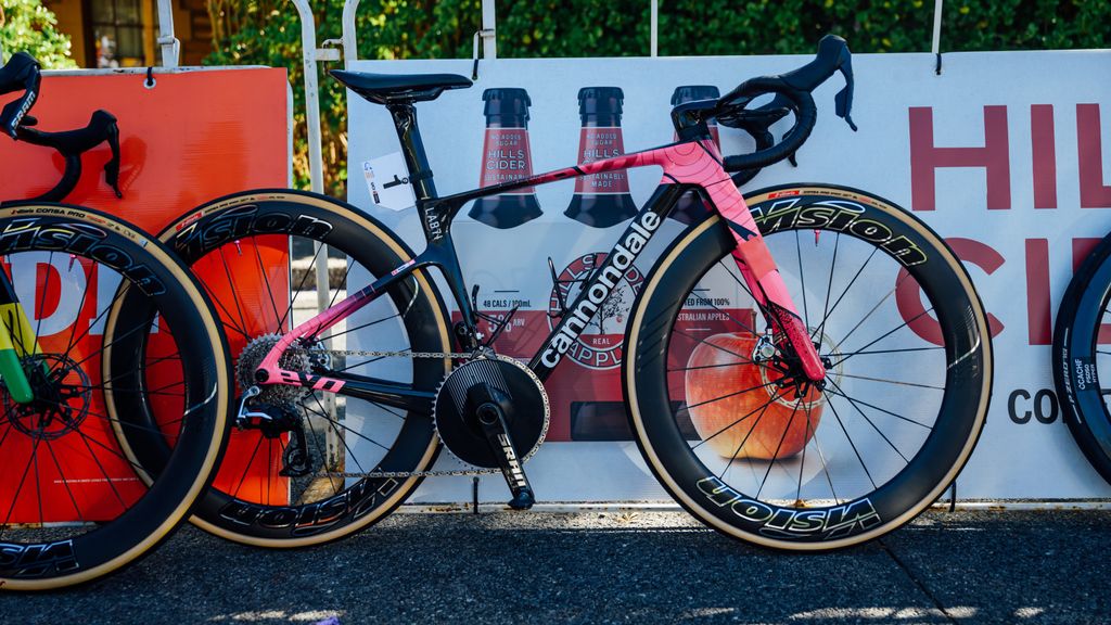 Tour Down Under mega tech gallery: A new Cannondale SuperSix, mountain bike saddles, and pro ...
