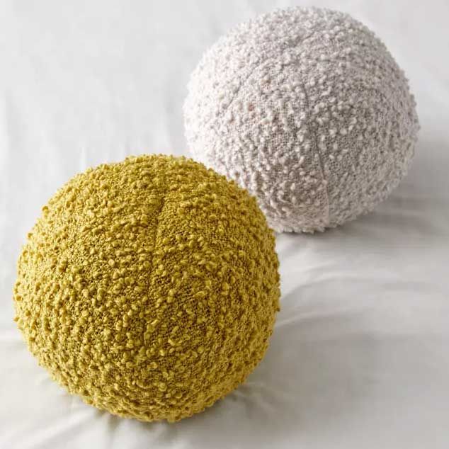 This pillow trend is modern, minimalist and makes your couch look more ...