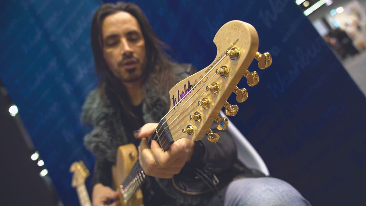 Nuno Bettencourt's new Washburn signature gets extreme with 6-way ...