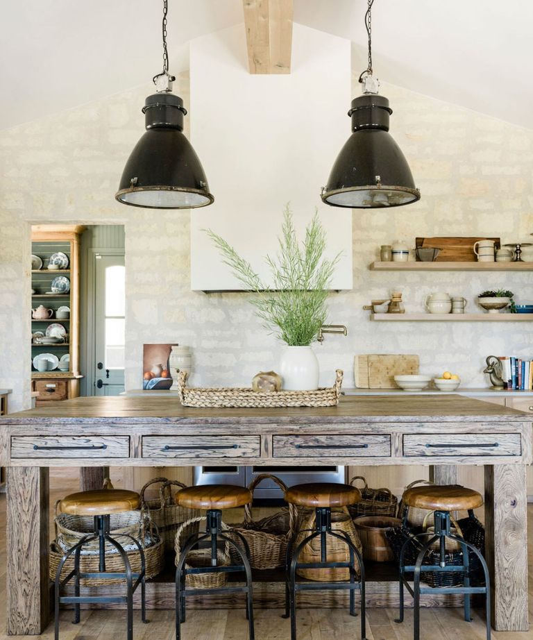 5 modern farmhouse kitchen lighting ideas | Homes and Gardens