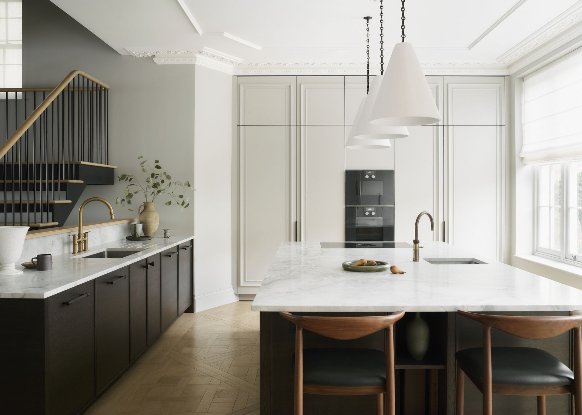 5 Dated Kitchen Layouts to Avoid and What to Choose Instead | Livingetc