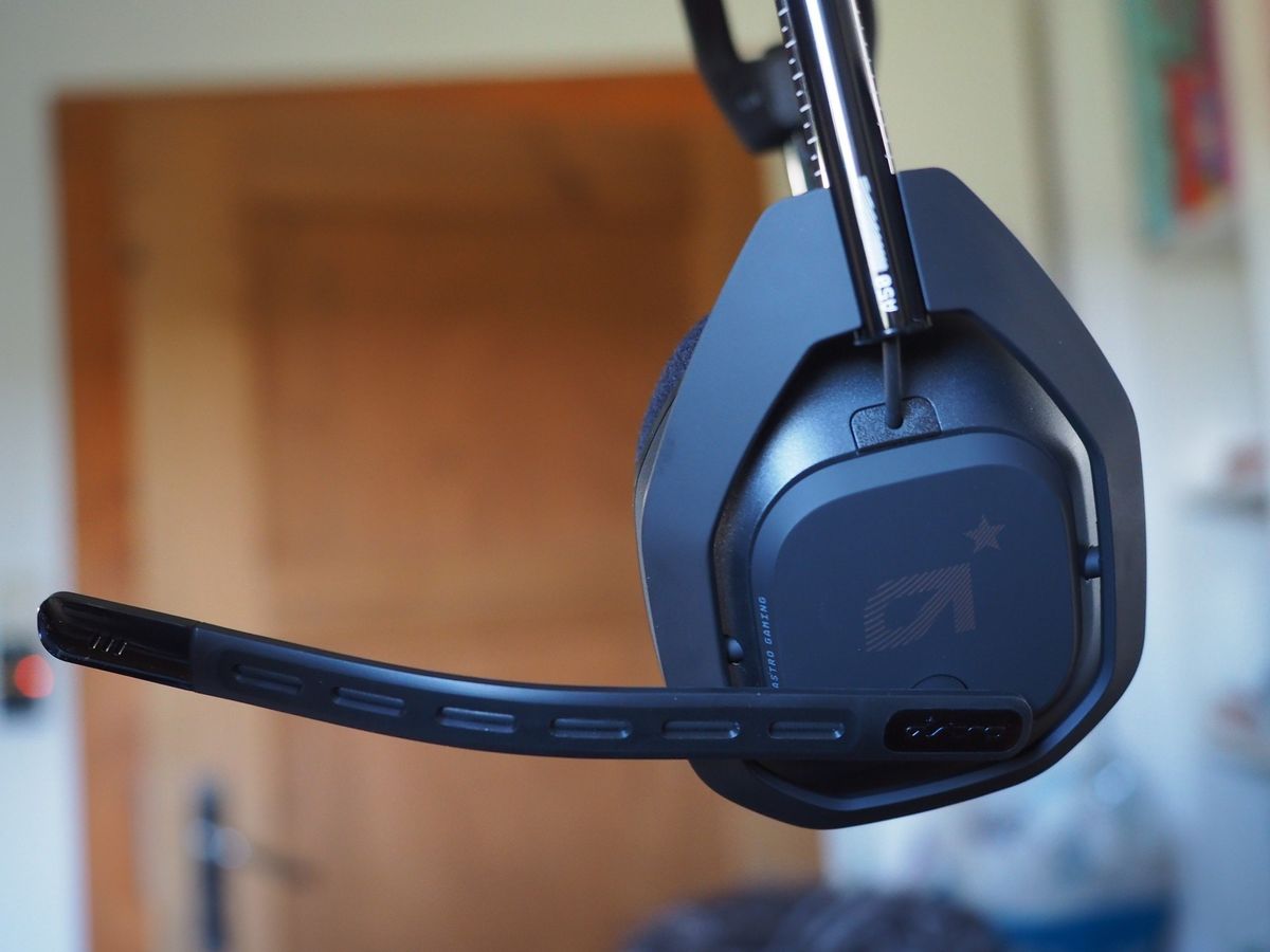 Astro A50 (2021) Wireless Xbox and PC headset review: All roads lead ...