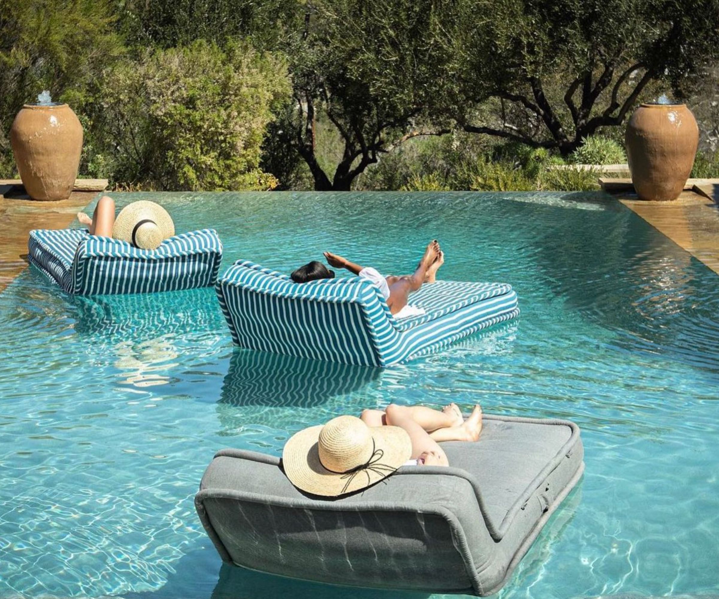 Azar Fattahi and Lia McNairy of LALA Reimagined: how to a poolside ...