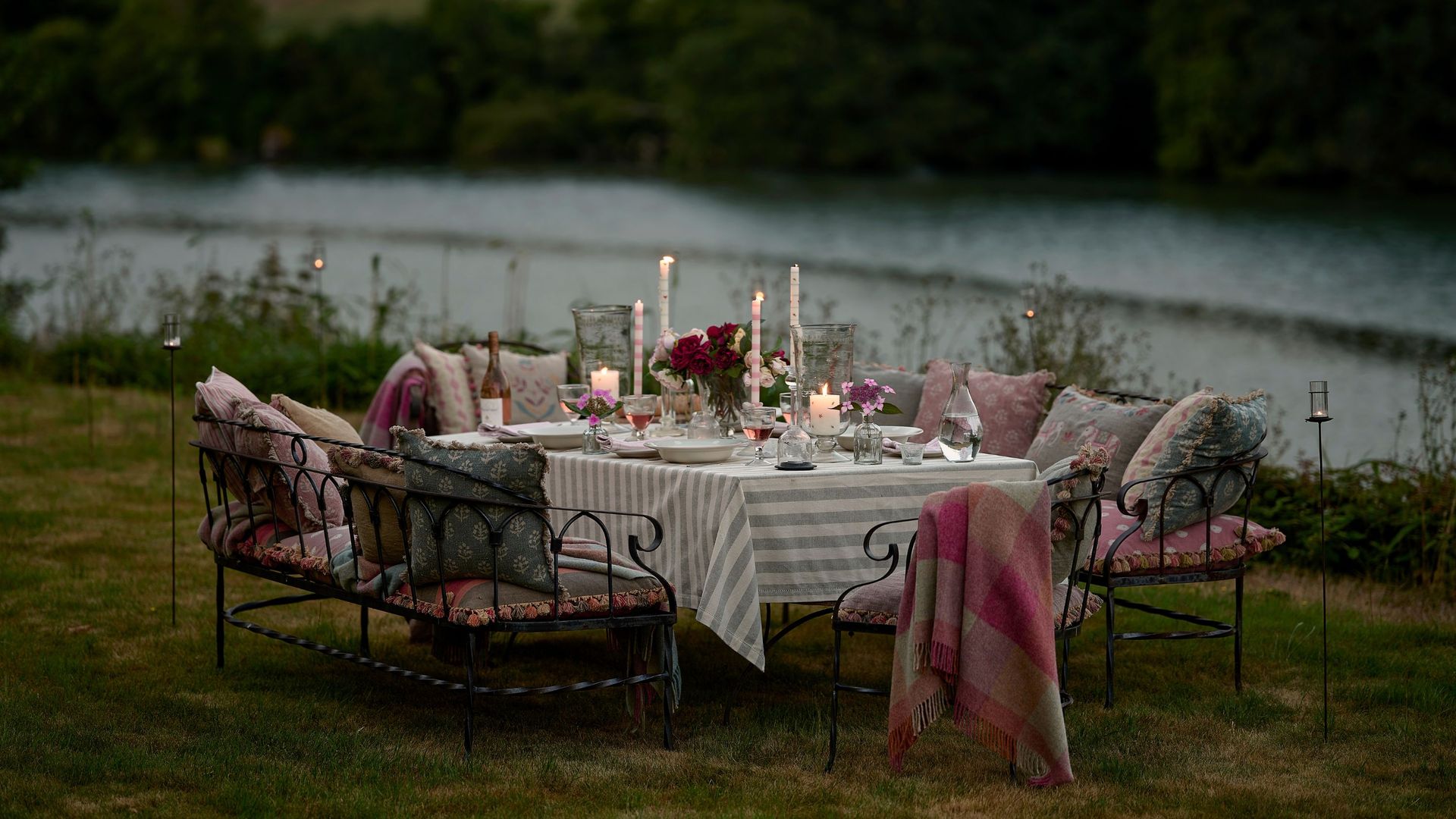 Outdoor evening party ideas | Homes and Gardens