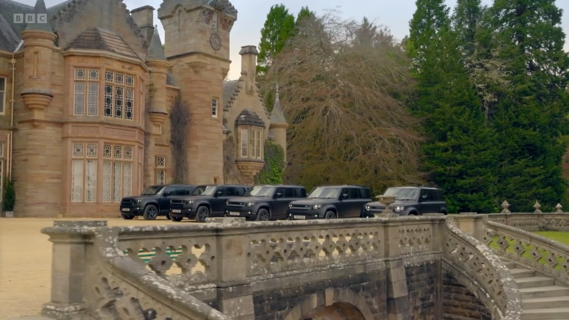 The real winner of the Celebrity Traitors was the Land Rover Defender | T3