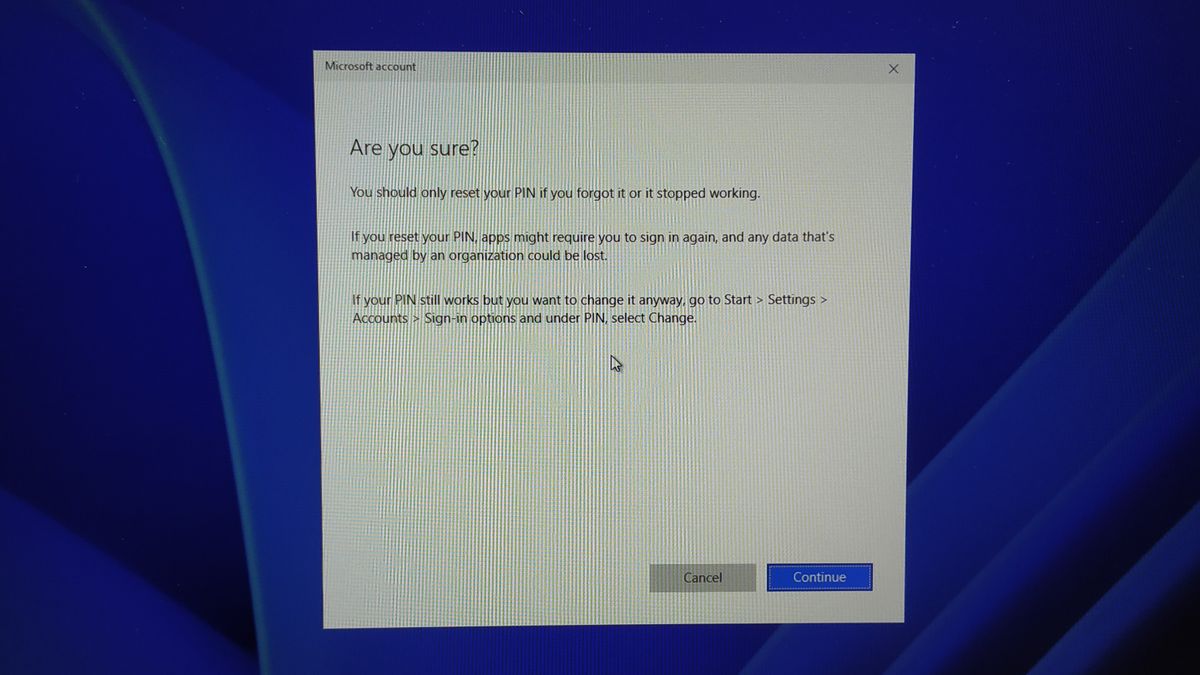 How to Run Windows 11 on a USB Drive (and Take it With You) | Tom's ...