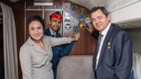 Hazzaa Ali Almansoori: The 1st Emirati Astronaut's Space Station ...