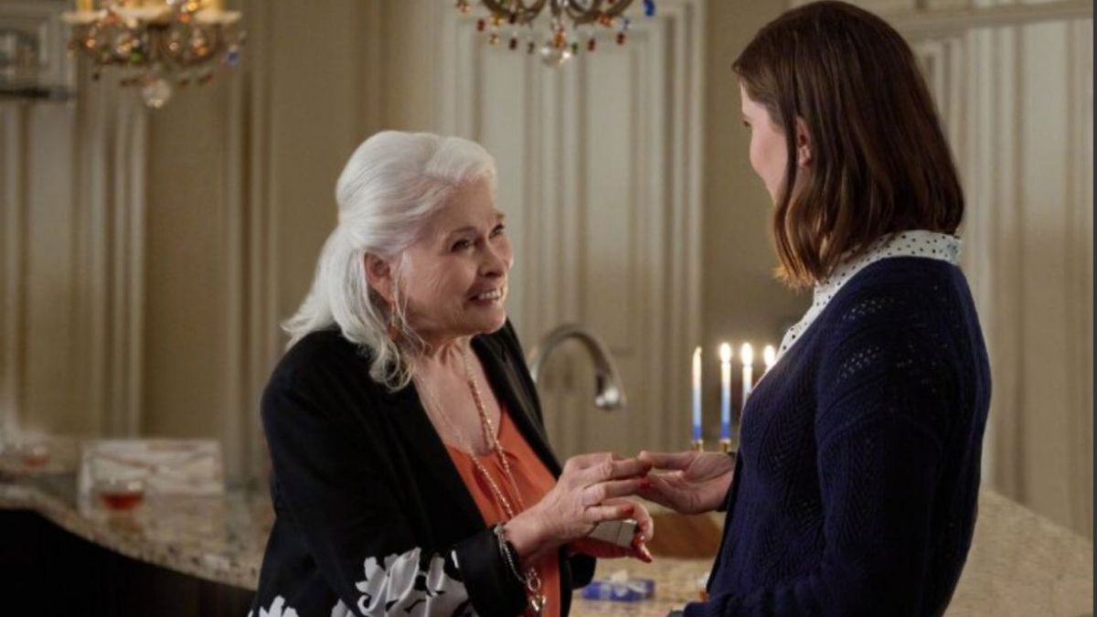 I Think Hallmark’s Round and Round Might Be The Best New Holiday Movie ...