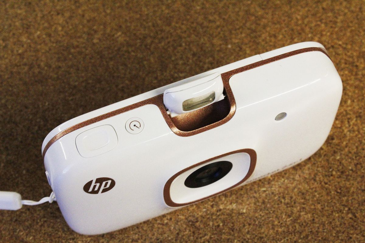 HP Sprocket 2-in-1 Photo Printer and Camera Review: Fun for Snapshots ...