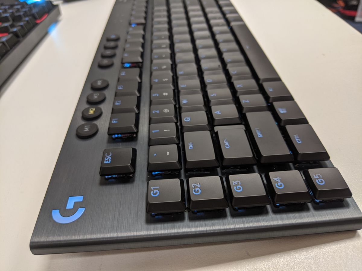 Logitech G915 Lightspeed Mechanical Gaming Keyboard Review: Wireless ...