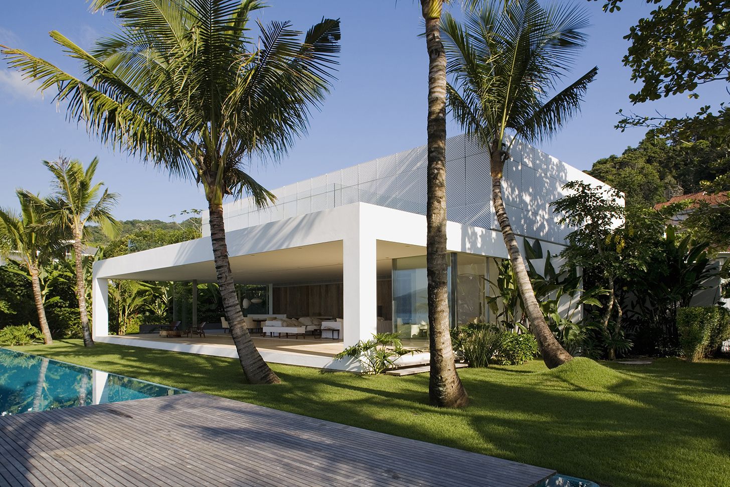 Tropical modernism | Wallpaper