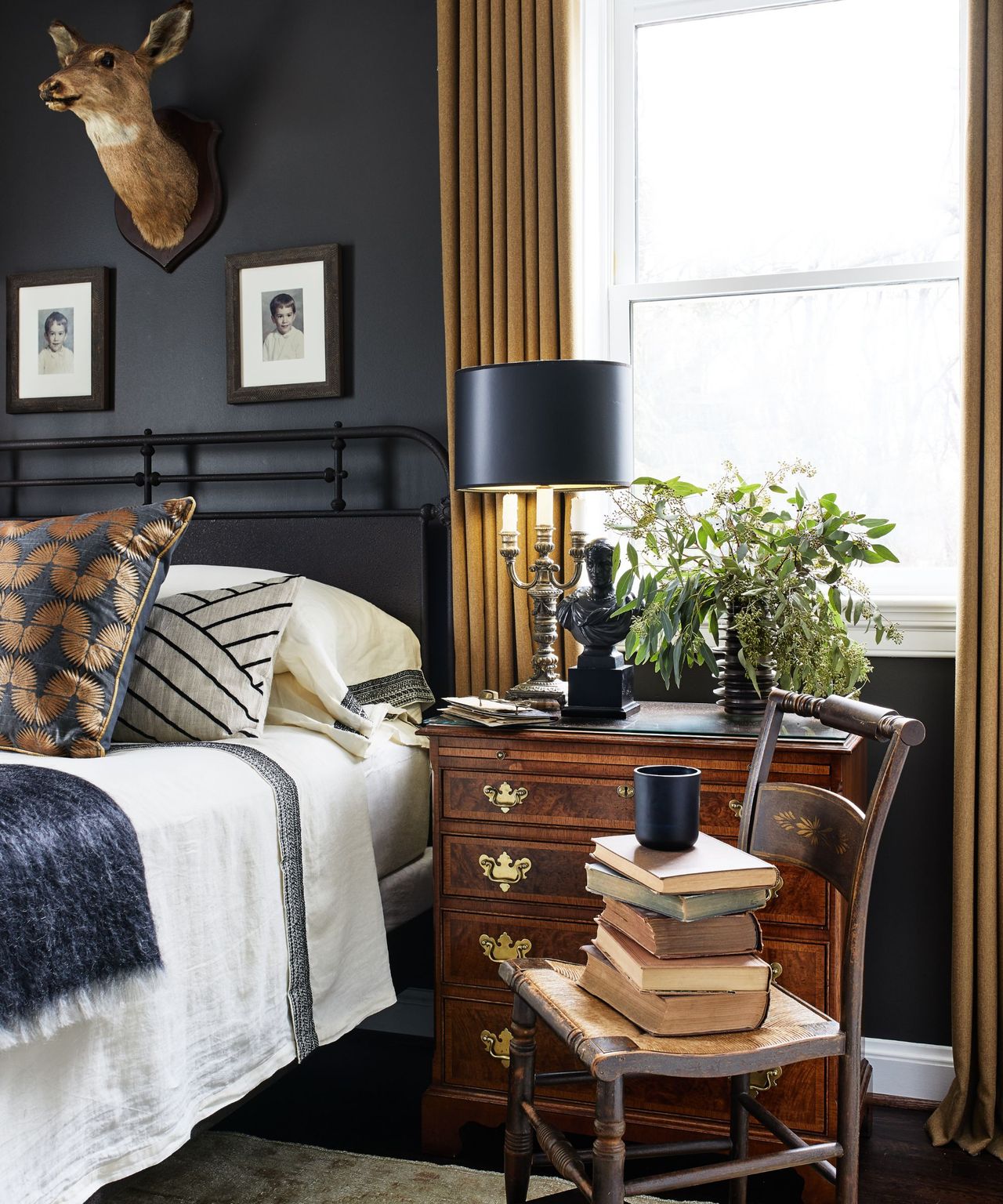 12 vignette ideas that make for a collected, curated arrangement ...