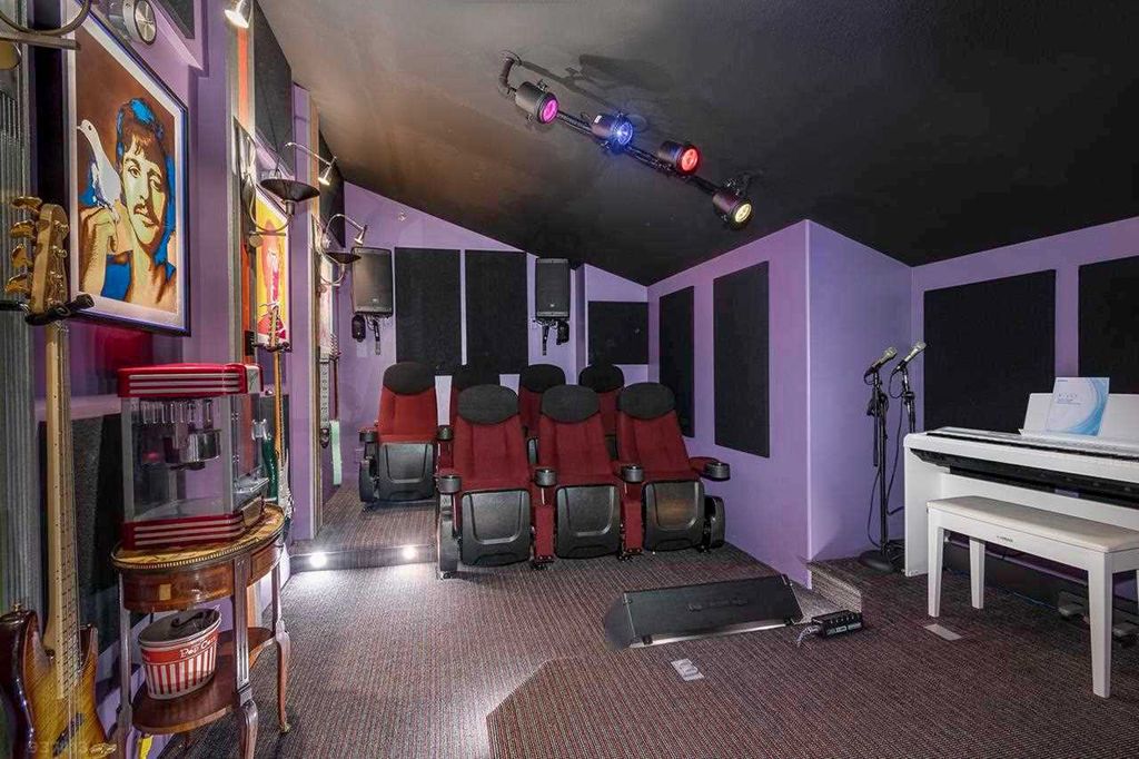 6 homes for musicians | The Week