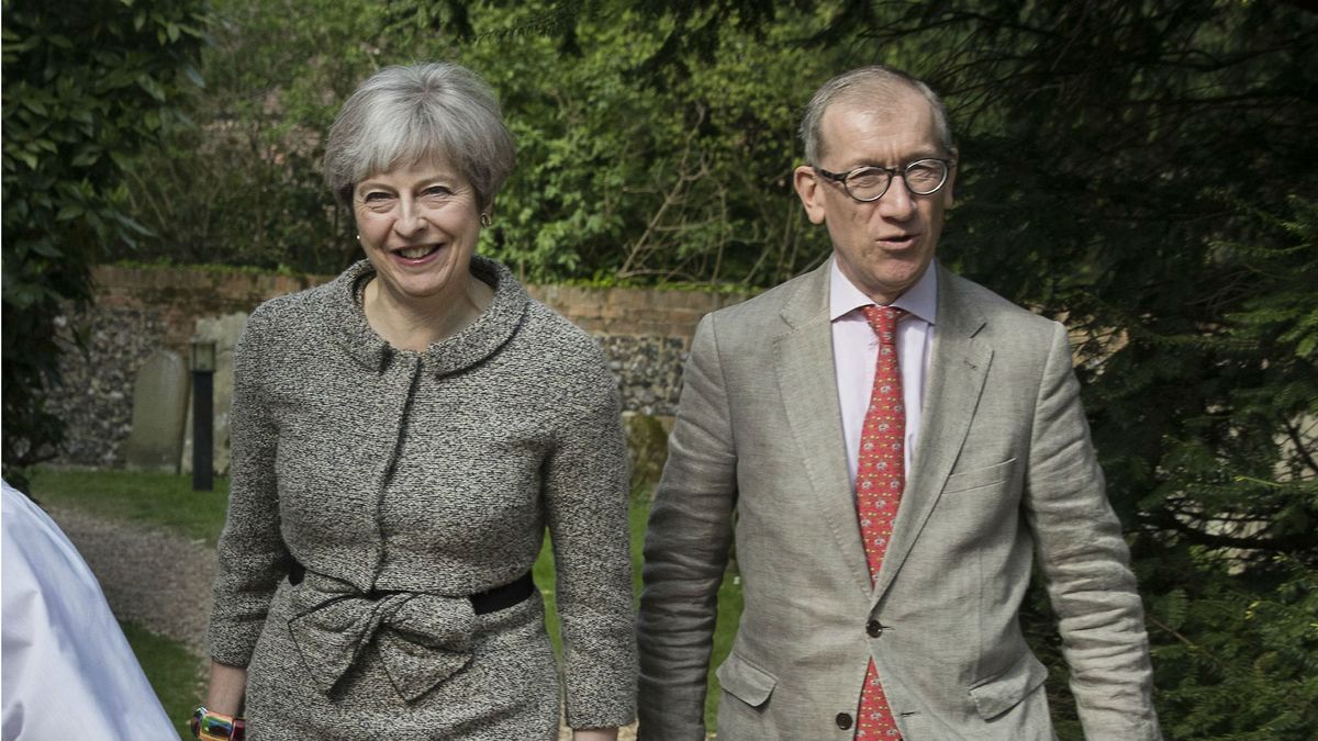 Theresa May's Husband Philip May: Wardrobe Secrets Of The Prime Man ...