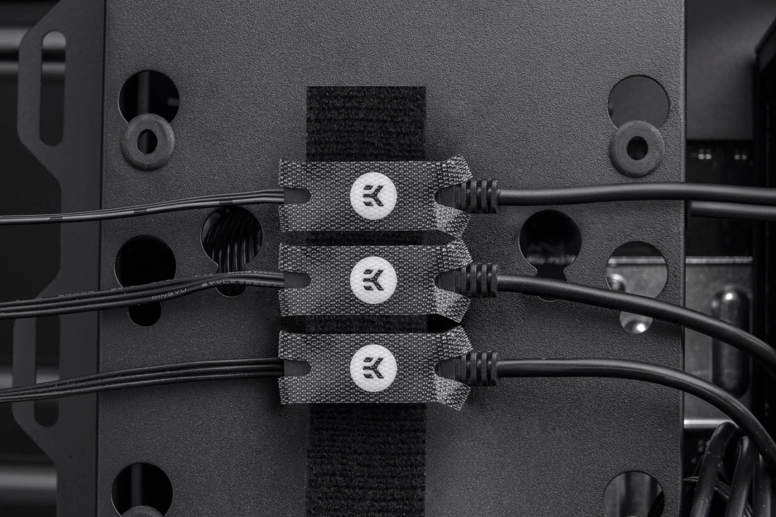 EKWB's Velcro Straps Keep RGB Connectors... Connected | Tom's Hardware