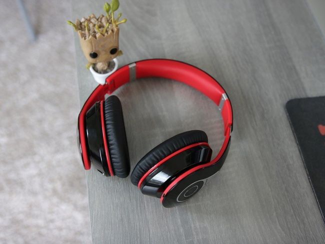 Mpow 059 Bluetooth Headphones review: Serviceable but outclassed ...