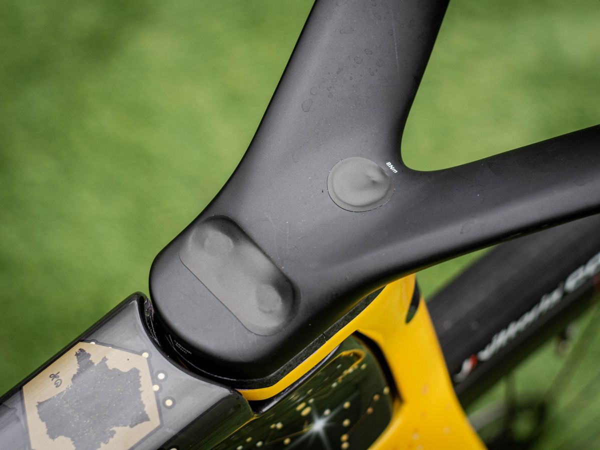 Jonas Vingegaard's bike: A custom yellow Cervelo S5 for the Tour ...