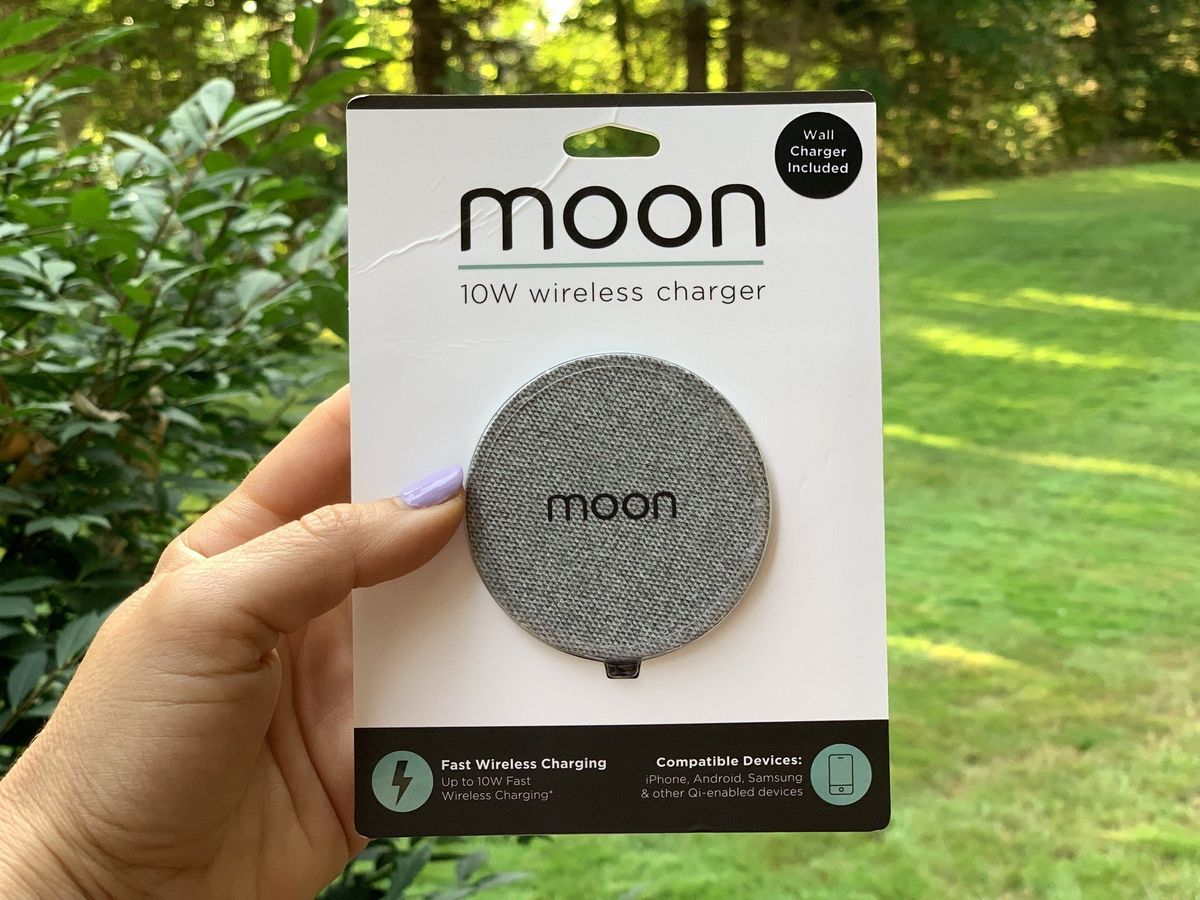 Moon Wireless Charger review: Tiny but mighty | iMore