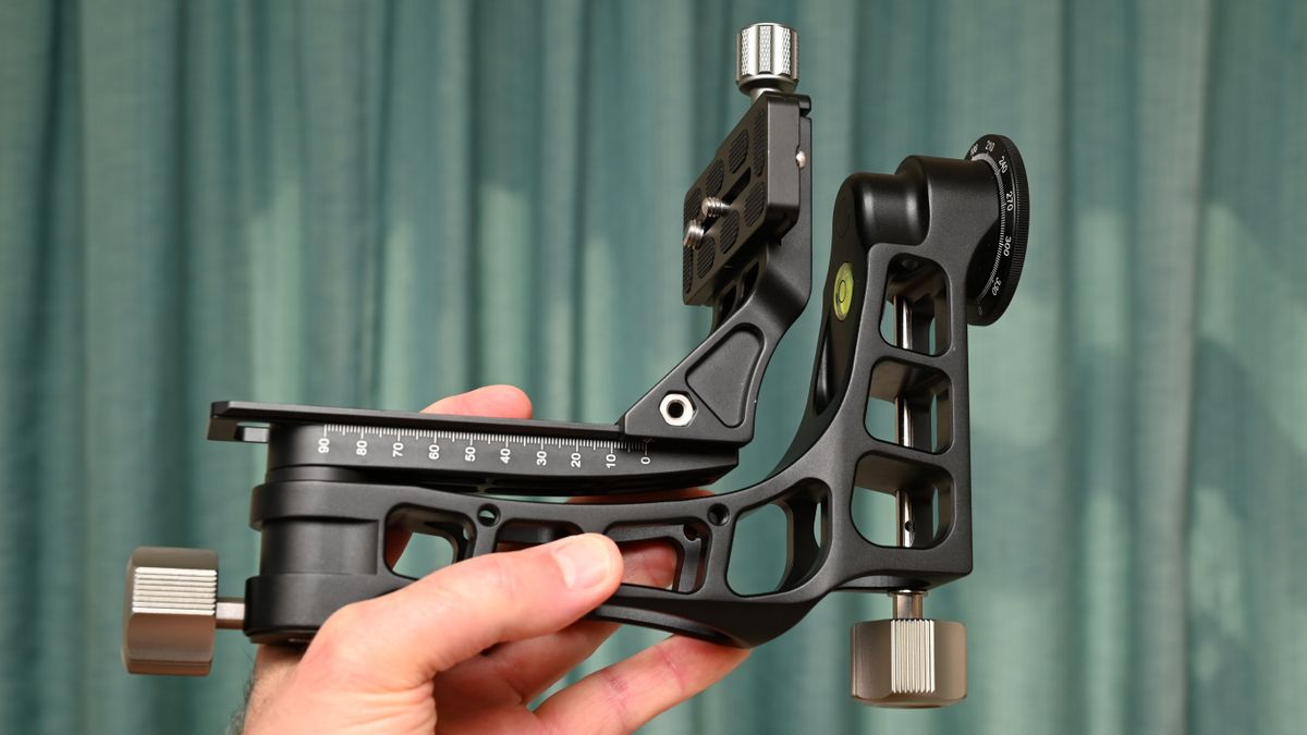 Leofoto PG-1 Gimbal Head review: a smooth operator that wants to be a ...