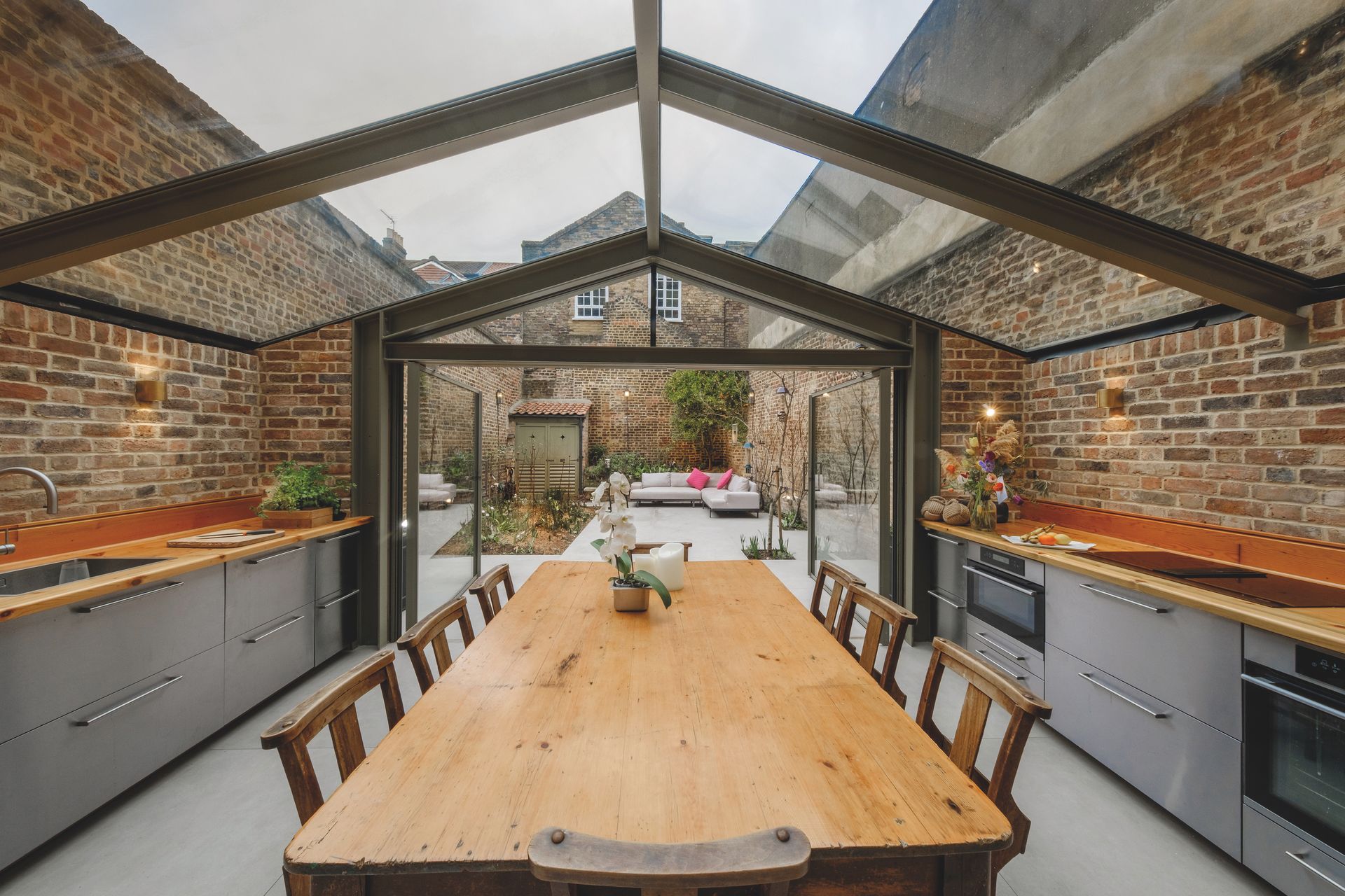 Extensions with glass roofs: Ideas for a light addition | Homebuilding