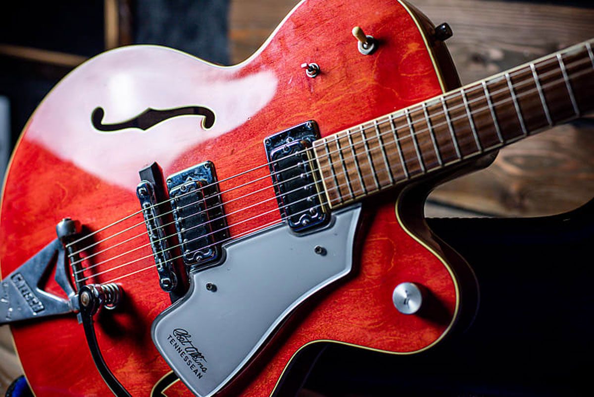 Chris Cornell-owned 1979 Gretsch Chet Atkins Tennessean up for sale on ...