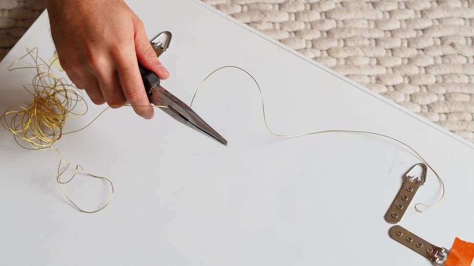 How to Hang a Picture Frame: A Step-by-Step Guide | Homebuilding