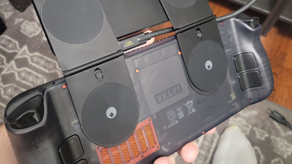 Steam Deck modder builds custom 'Nintendo 3DS console' by adding second ...