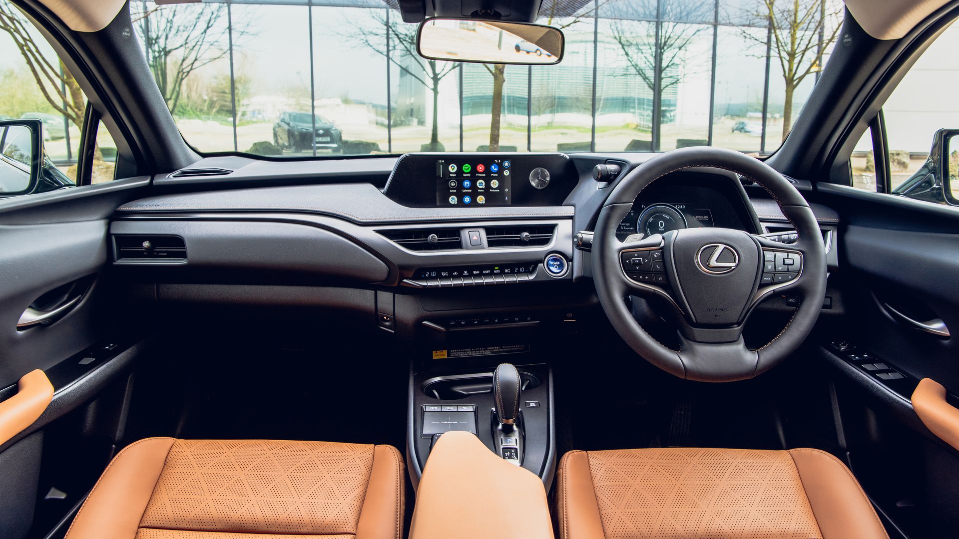 We took the Lexus UX 300e, the latest luxury electric SUV, for a spin | T3