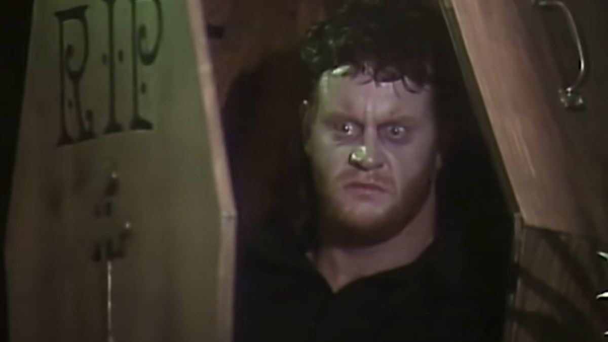 20 WWE And WCW Wrestling Legends Who Would Have Made Great Batman ...