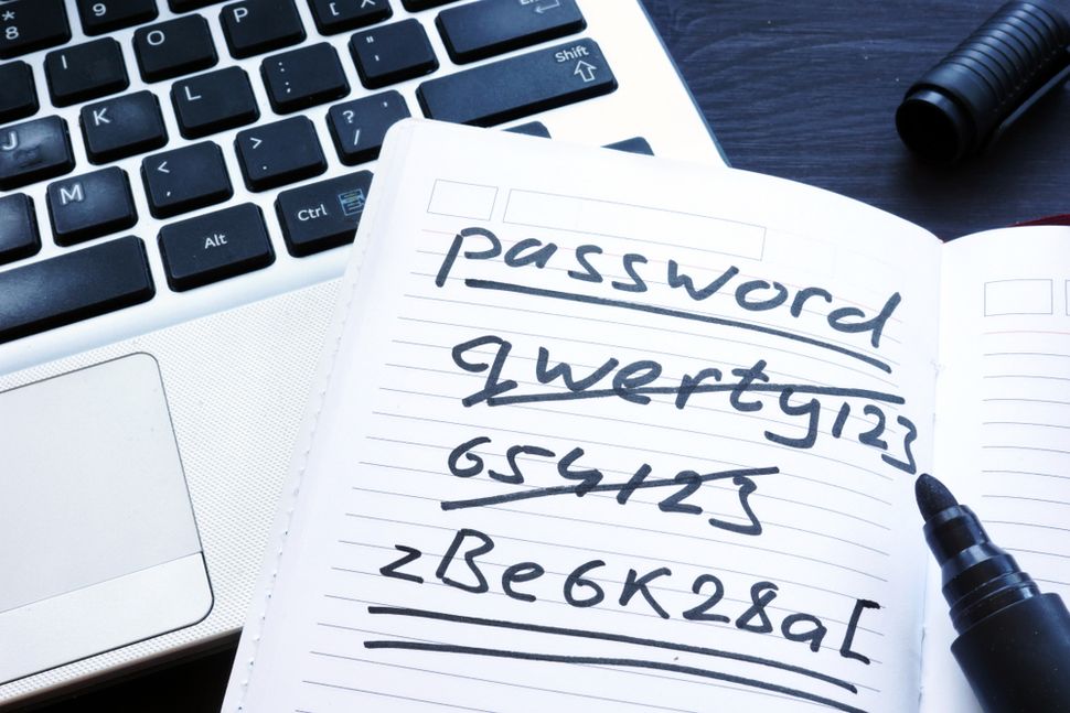 16 billion password data breach hits Apple, Google, Facebook and more ...