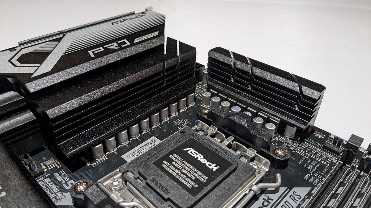 ASRock X670E Pro RS motherboard review | PC Gamer
