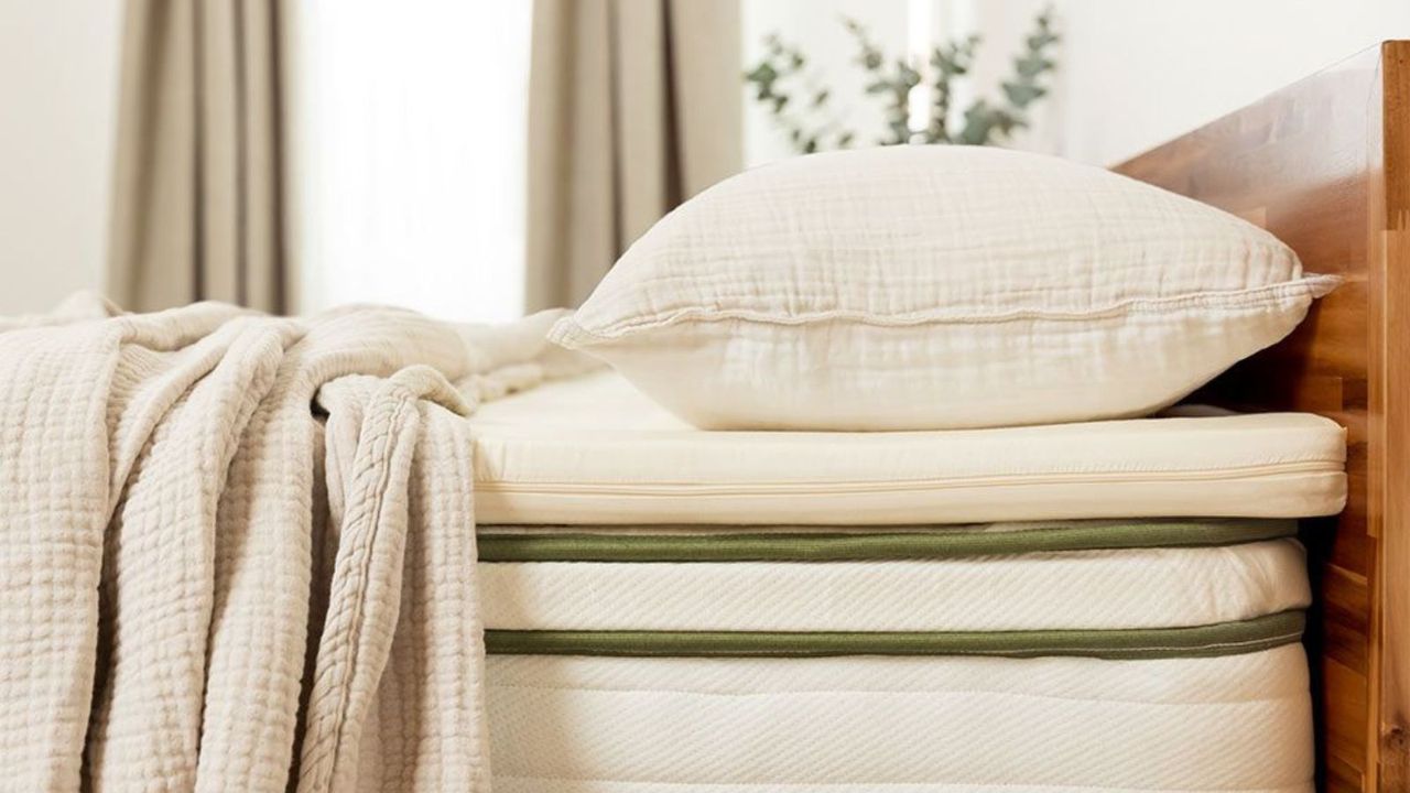 Best cooling mattress toppers and pads: tried and tested | Homes and ...