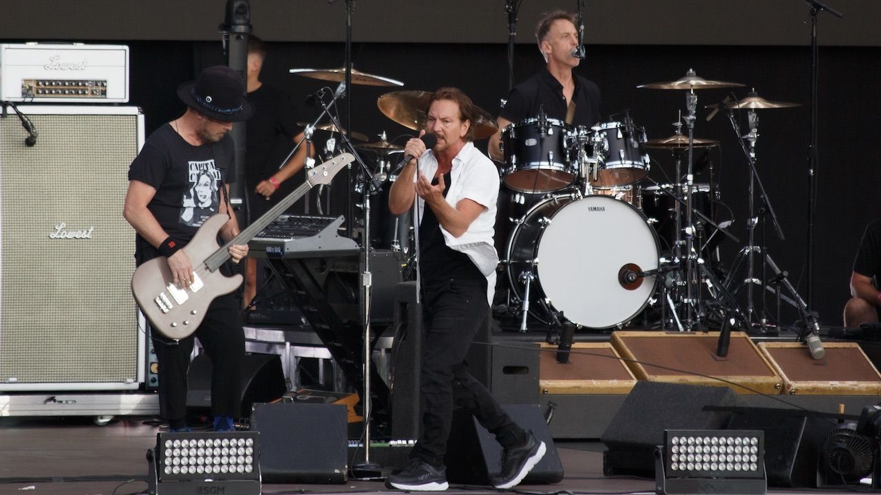Pearl Jam in London: a masterful lesson in the power of music | Louder