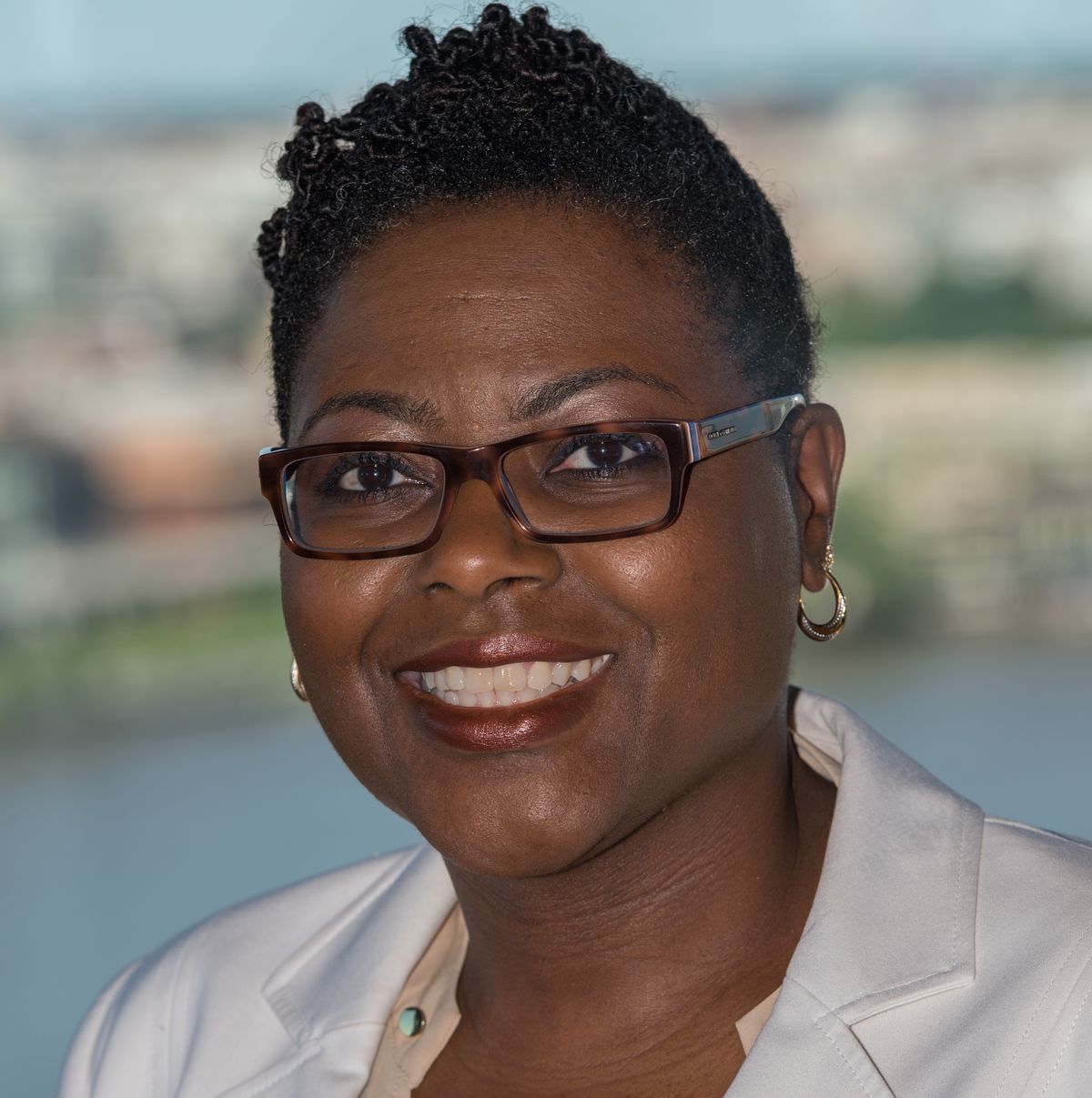 Alexis La Broi Joins VER | AVNetwork