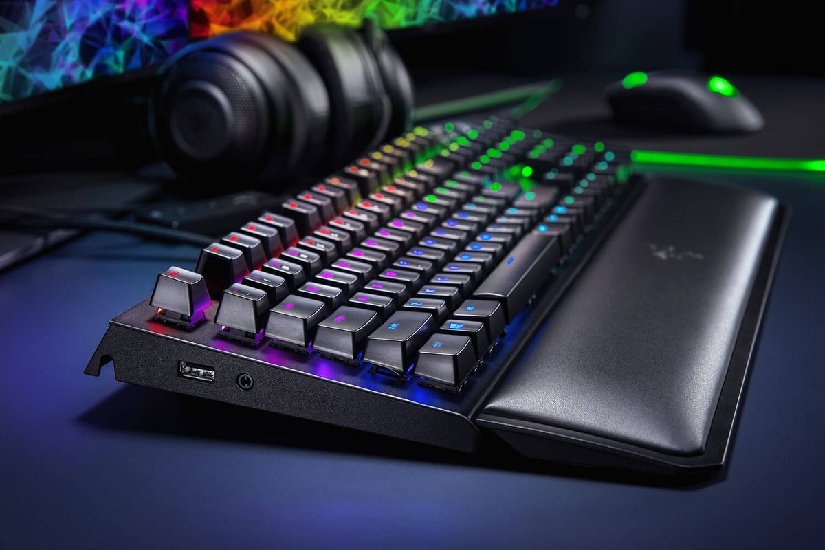 Razer Expands eSports Army With New Gaming Headset, Keyboard, Mouse ...