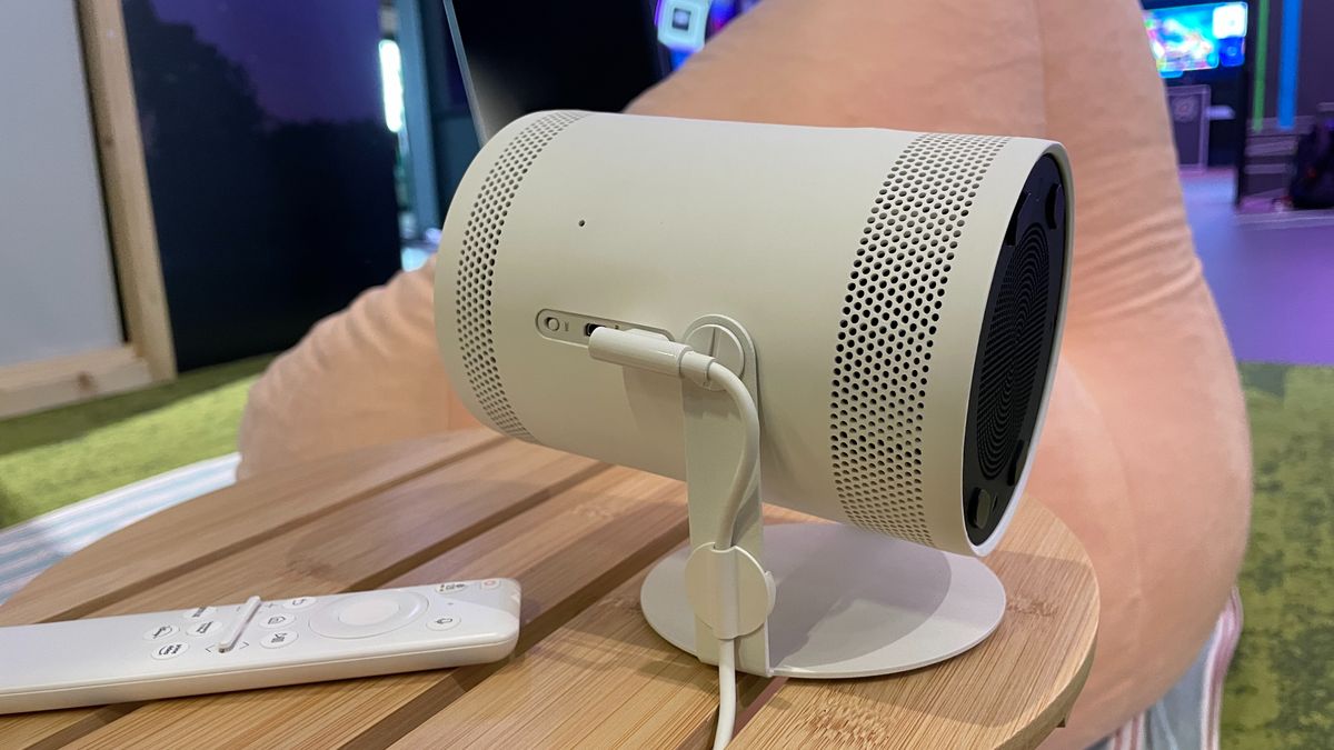 Samsung The Freestyle 2nd Gen hands-on review: cute, portable projector ...